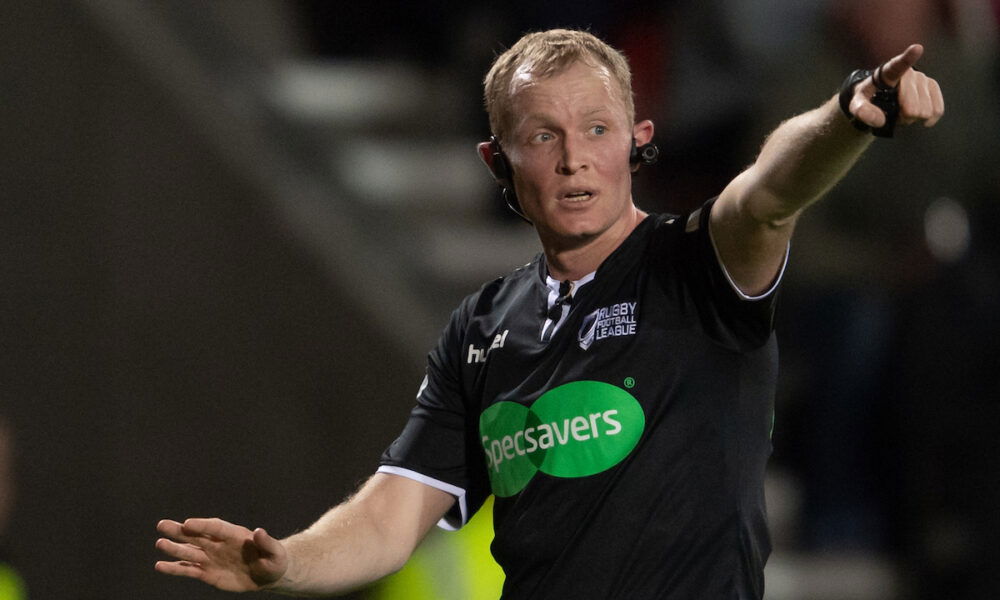 "Not all heroes wear capes" - how social media reacted to Robert Hicks ...