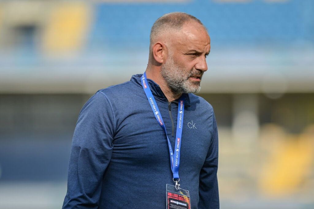 Wakefield Trinity launches radical change to new badge - Serious About ...