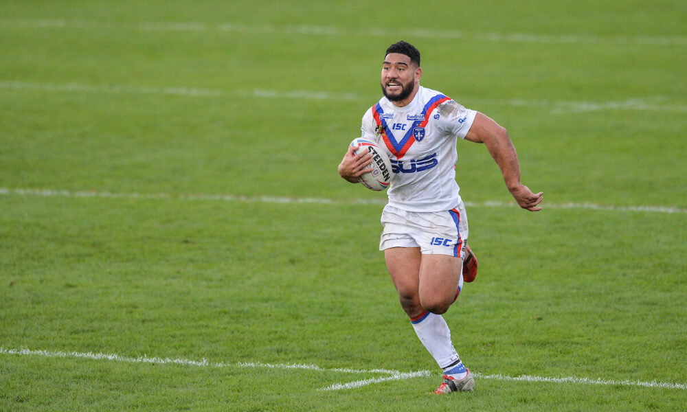 Wakefield Trinity in unbelievable penalty try refusal as Kelepi ...