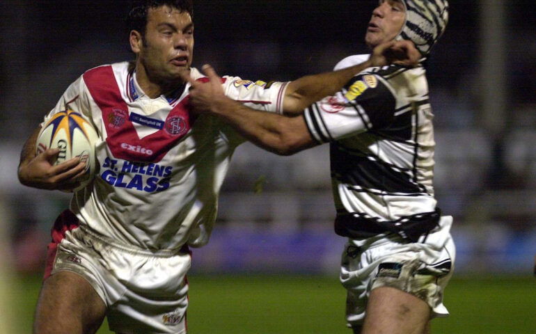 Son of St Helens, Leeds and Wigan legend Kevin Iro, Kayal Iro, signs ...