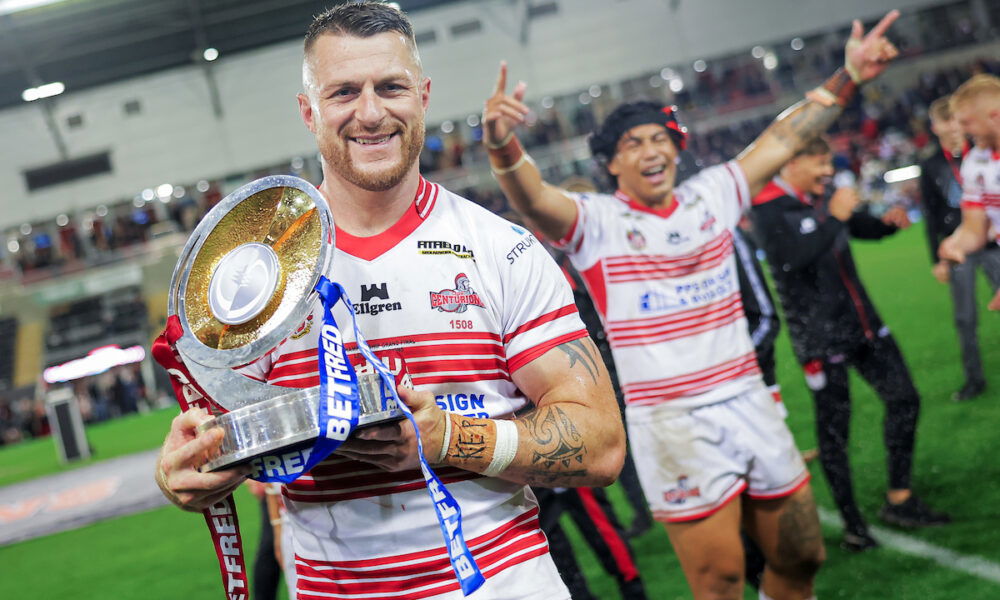 Salford Red Devils re-sign experienced prop Adam Sidlow from Leigh ...