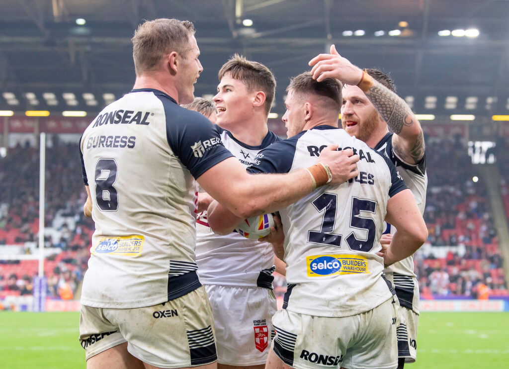 What the Australian press said about England's record-breaking 94-4 win ...