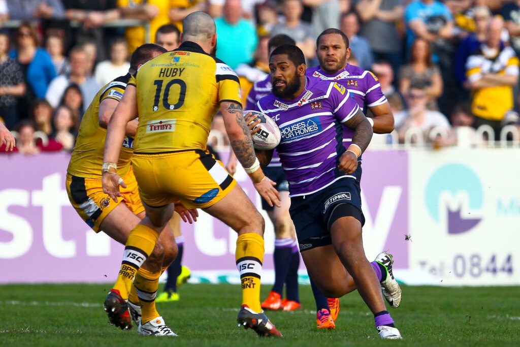 Former Wigan Warriors and NRL prop announces immediate retirement ...