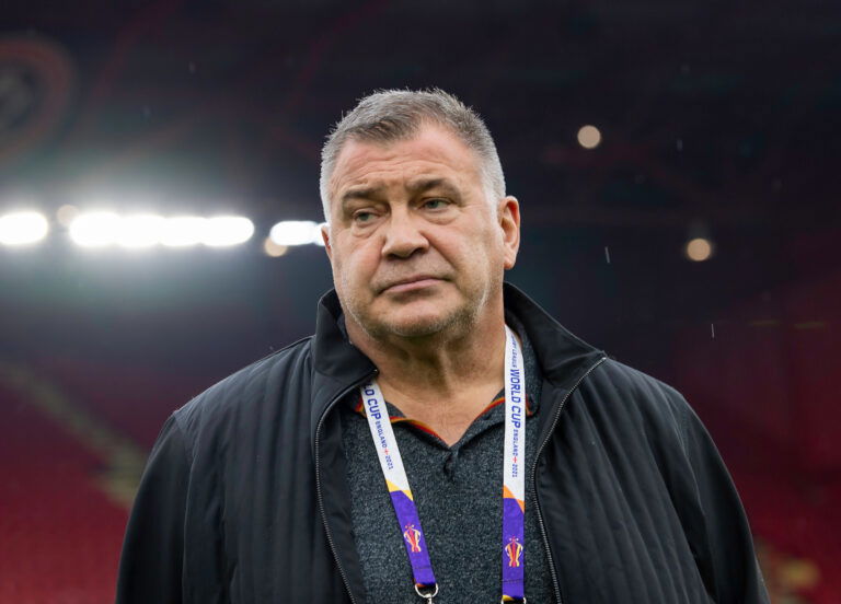 "A joke" - Leeds Rhinos, Wigan Warriors and St Helens fans shocked by ...