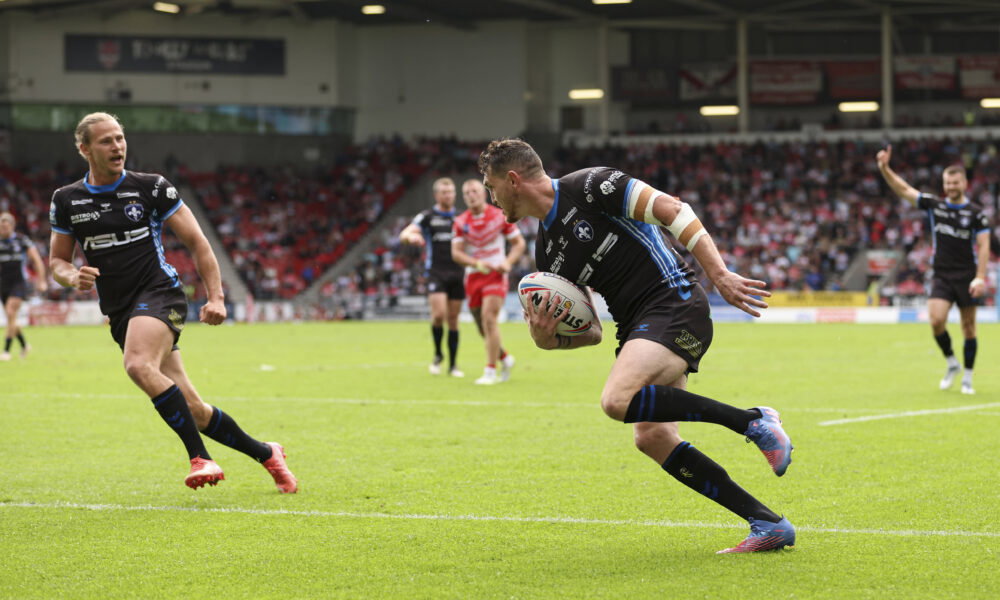 Championship club pull of major coup as they sign Super League star ...