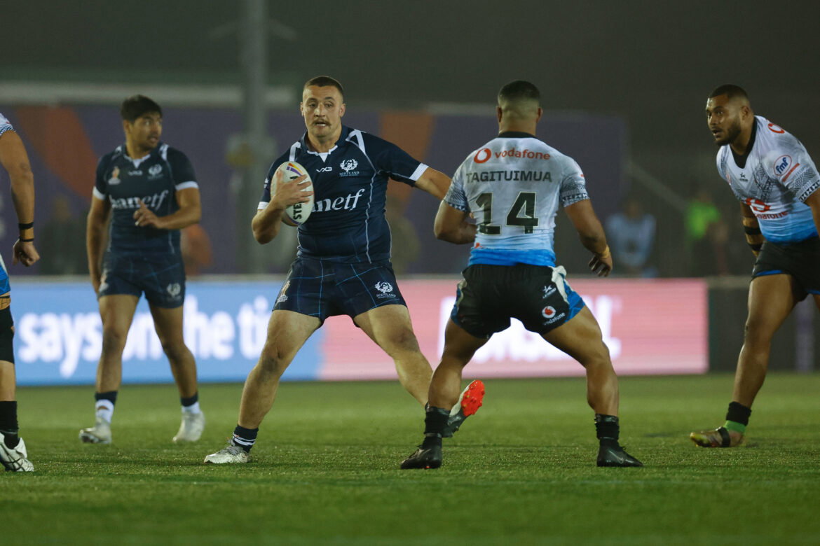Championship club confirms the signing of Salford Red Devils man and re ...