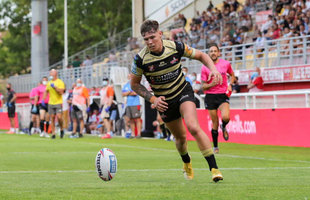 Who is Keanan Brand? The latest rugby league player to head to the Love ...