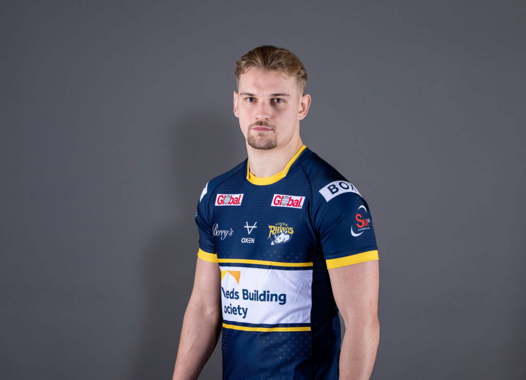 Leeds Rhinos signing says Warrington Wolves are "loaded" as he puts ...