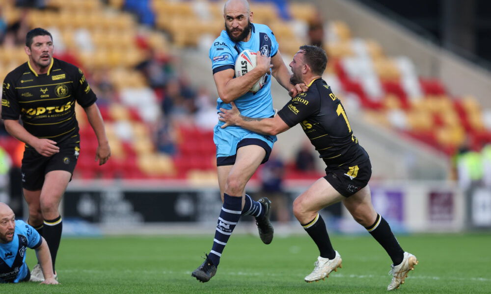 Former Super League halfback completes move to surprise club - Serious ...