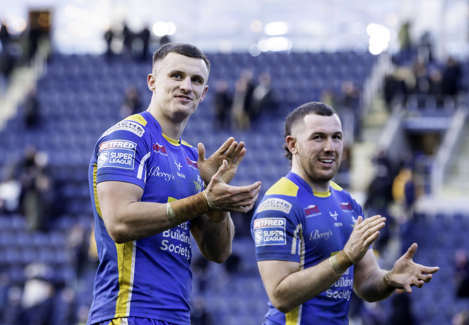 Leeds Rhinos captain gives timeline for return as horror 2025 season ...