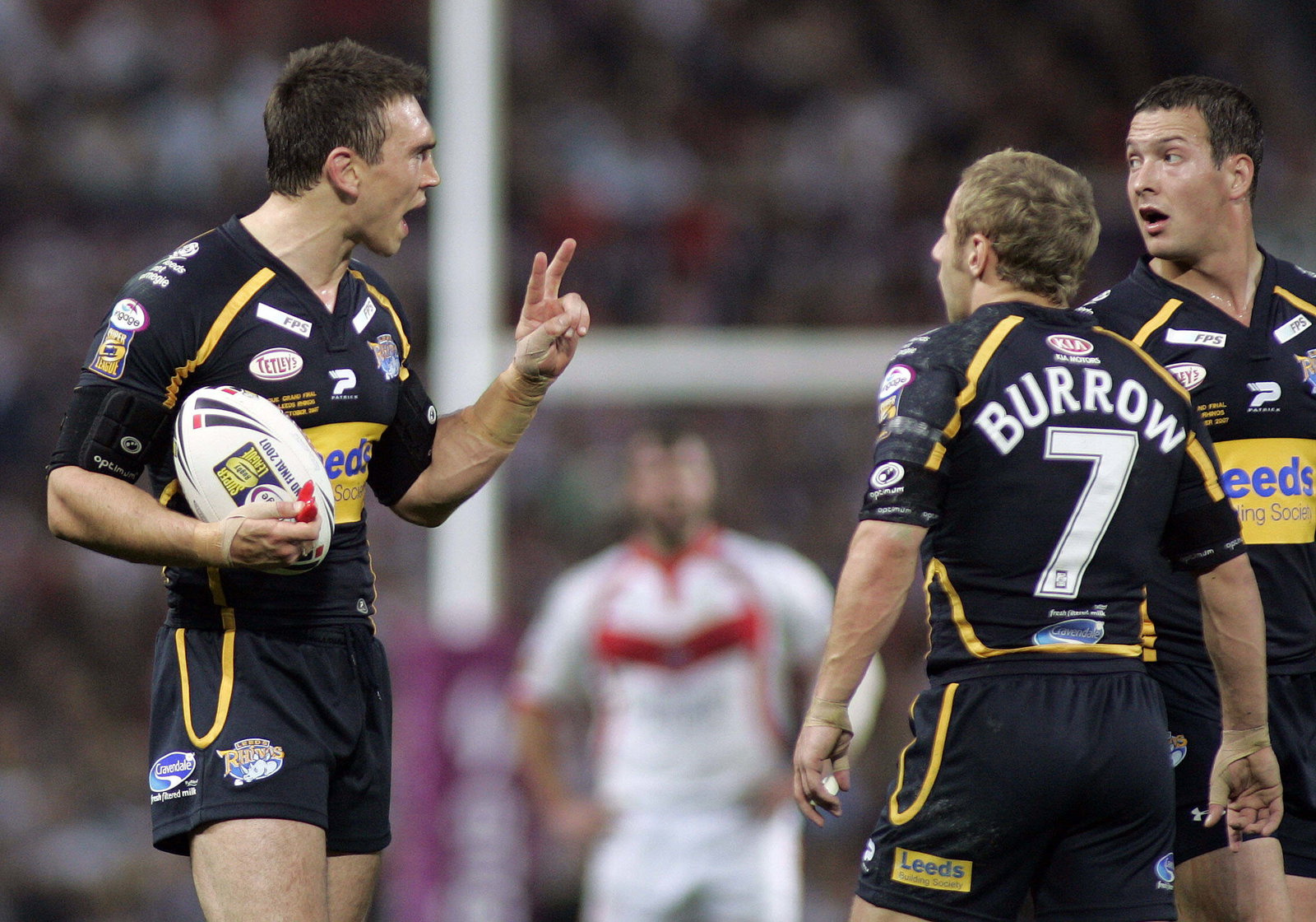 Wakefield Trinity boss Daryl Powell pays tribute to Rob Burrow ...
