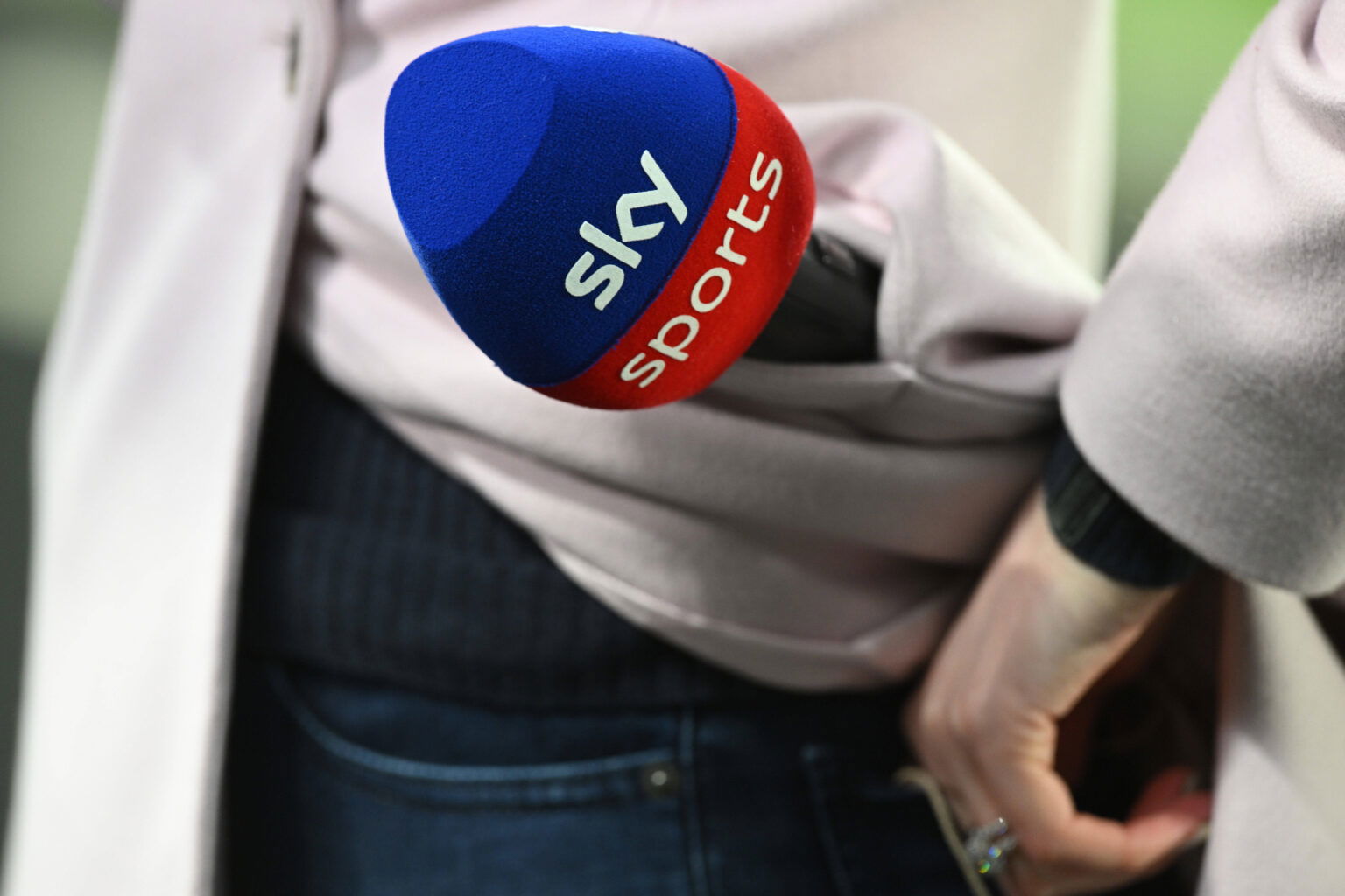 Sky Sports pay tribute after death of rugby league commentator Bill ...