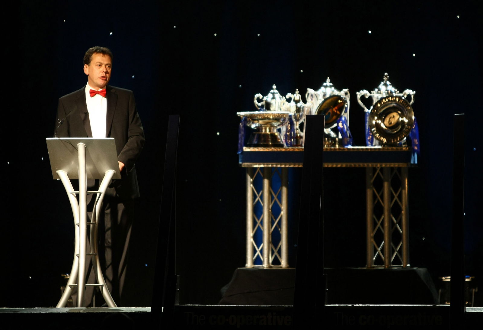 Sky Sports pundits pay touching tributes and share memories of Bill ...