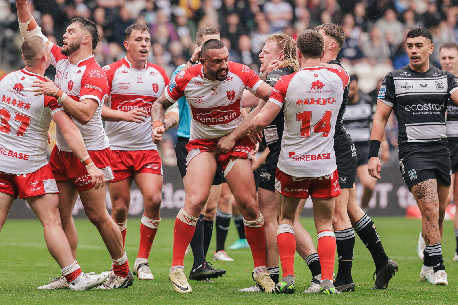 Hull KR star accuses Hull FC player of testicle grab - Serious About ... Hull KR star accuses Hull FC player of testicle grab - Serious About ...
