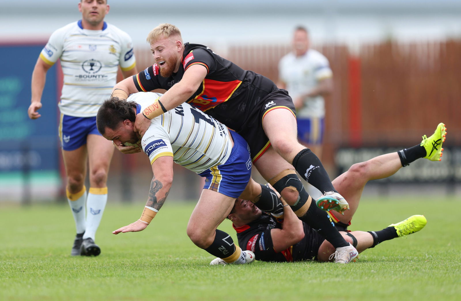 Kyle Amor praises 'heroes' as 14-man Whitehaven win huge game - Serious ...