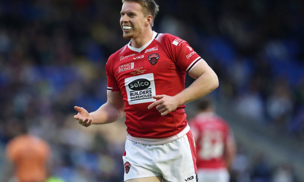 Salford Red Devils make Loghan Lewis contract decision for 2025 ...