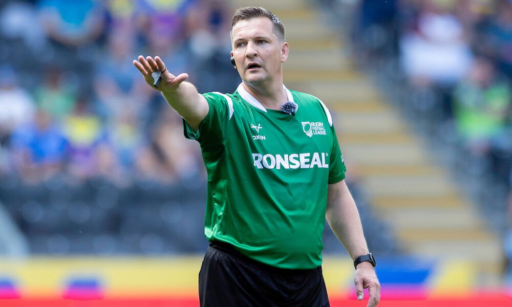 Super League referee earns top award following retirement - Serious ...
