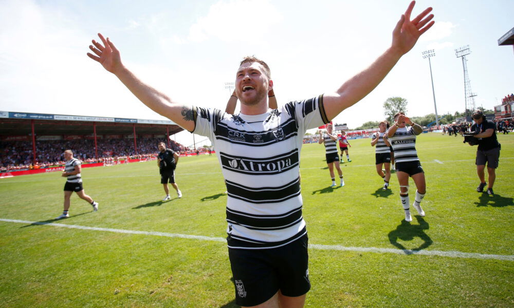 Hull FC legend Scott Taylor issues pre-season update on newest team in ...
