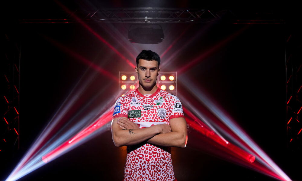 Inside Leigh Leopards' deal to sign David Armstrong amid 'out of the ...