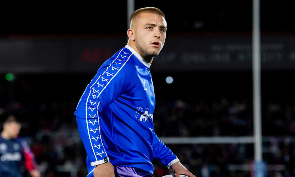 Rugby League fans disagree after what Mikey Lewis did during Wakefield ...