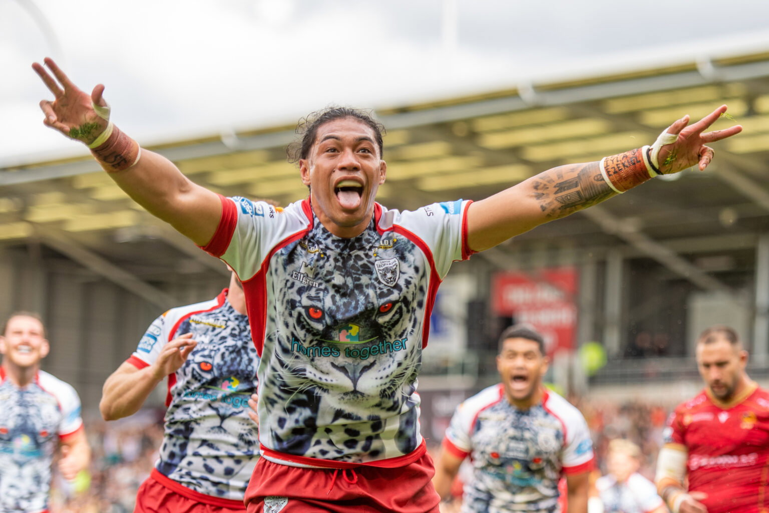 Tom Amone on why he chose Hull KR and Castleford Tigers as deals ...