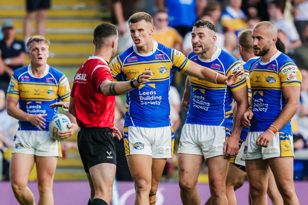 St Helens injury dilemma, video referee controversy, Sam Lisone ...