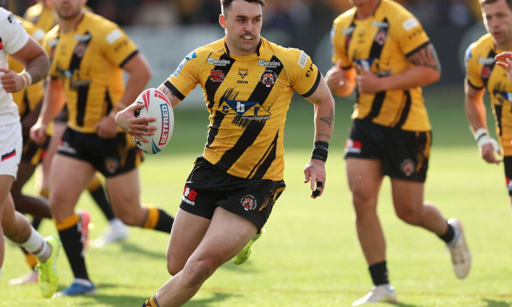 Castleford Tigers injury latest as updates given on Tex Hoy, Joe ...