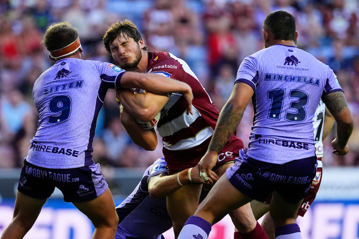 Reliant Robins, video referee debate, Shaun Wane sent message and Wigan ...