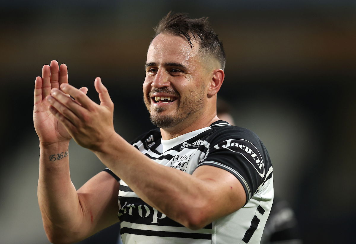 Ex-Hull FC man Josh Reynolds recounts moment he drank bourbon during ...