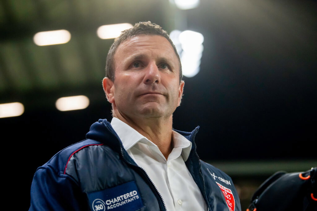 Wakefield Trinity v Hull KR team news as Robins name star for first ...