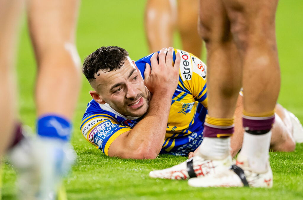 Leeds Rhinos star Jake Connor crowned as 2025 Super League Man of Steel ...