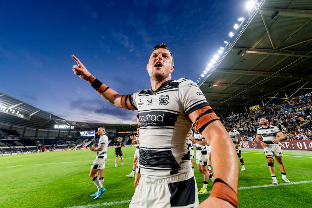 Hull FC forward depth assessed after star man confirms 2026 plans amid ...