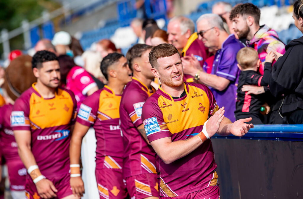 Oliver Russell opens on up rejoining Huddersfield Giants, 2026 target ...