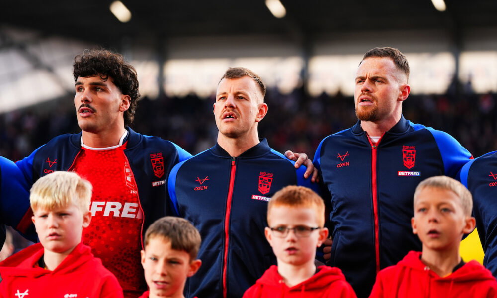 England international delivers injury update as Shaun Wane selection ...