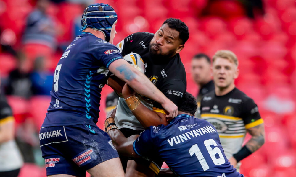 Veteran forward makes retirement u-turn as released Super League pair ...