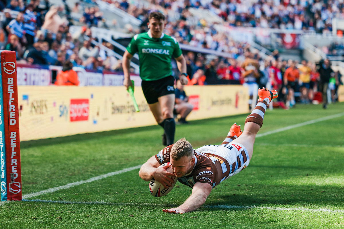 Former St Helens and Salford Red Devils star makes retirement call aged ...