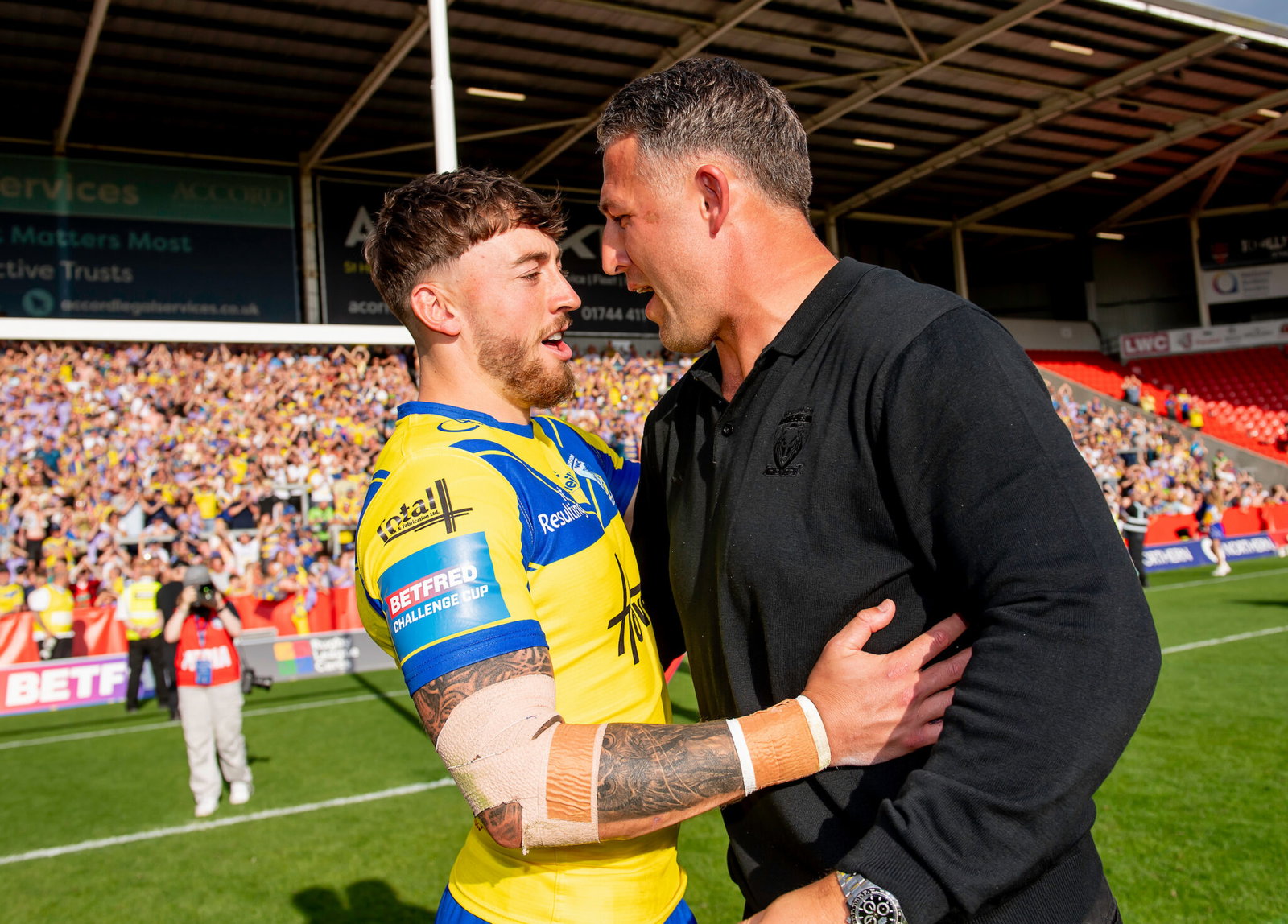 Warrington Wolves star makes long-awaited return as Castleford Tigers ...