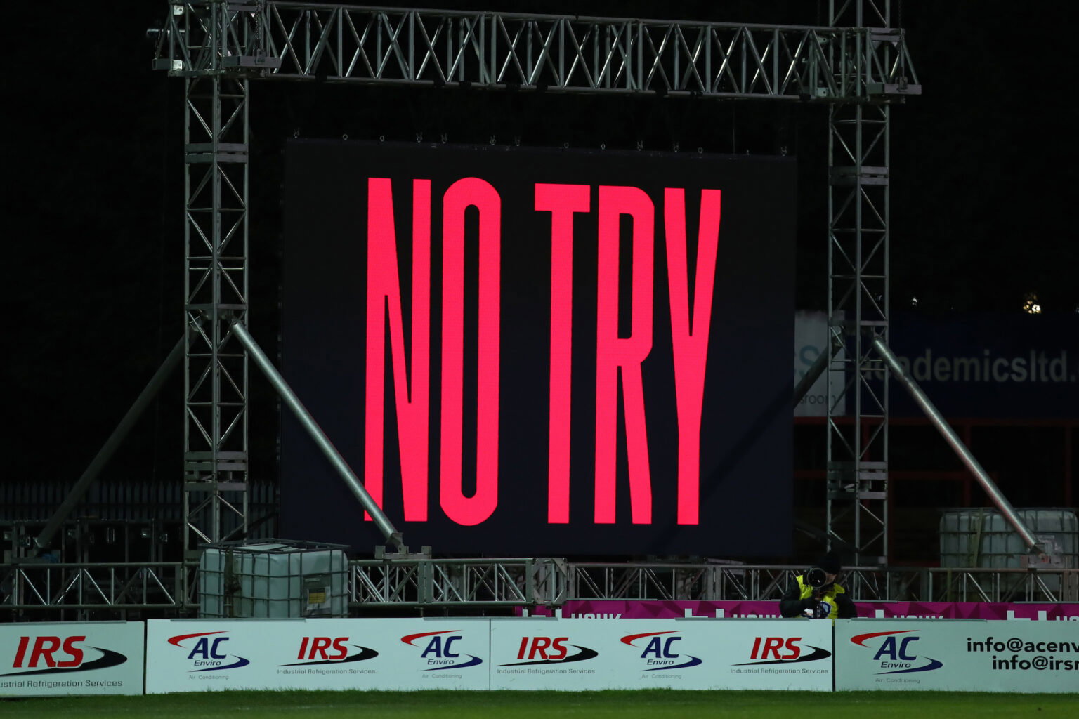 Pundits question video referee call with Super League side ‘harshly ...