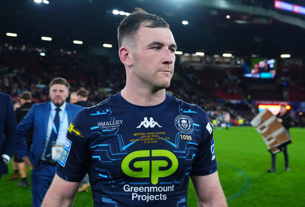 Wigan Warriors boss shares Harry Smith injury update as forward ...
