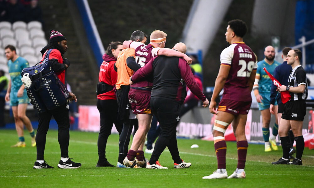 Huddersfield Giants down to bare bones as "unprecedented" squad update ...
