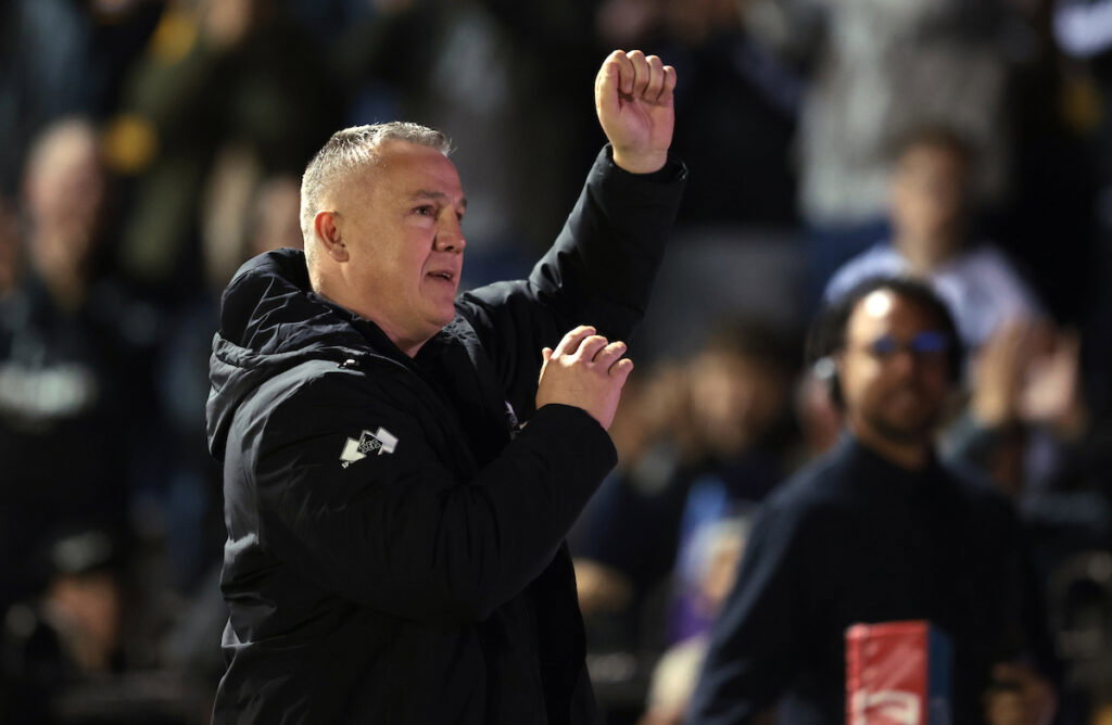 Andy Last makes one change to Hull FC side that hammered Castleford as ...