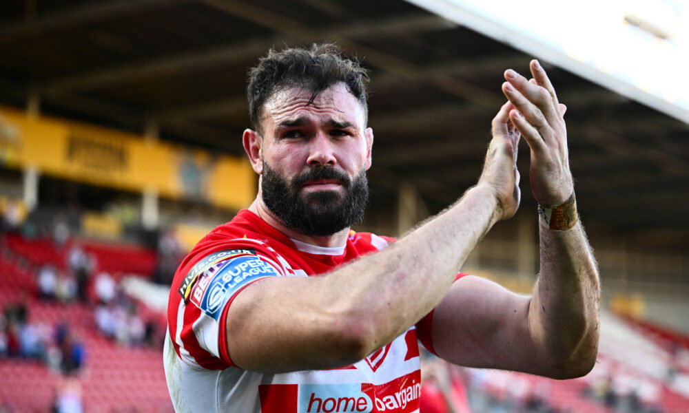 Alex Walmsley's first words as veteran signs new St Helens deal ...
