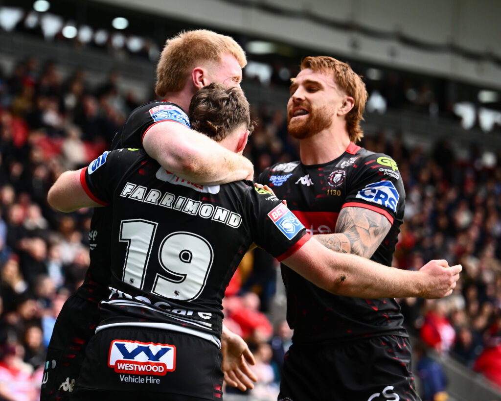 Wigan Warriors team news as key changes made and spine reshuffled for ...