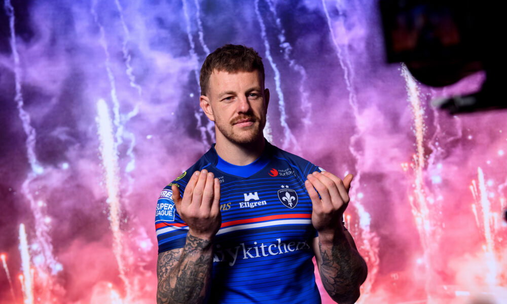 Wakefield Trinity boss shares Tom Johnstone injury update as halves ...